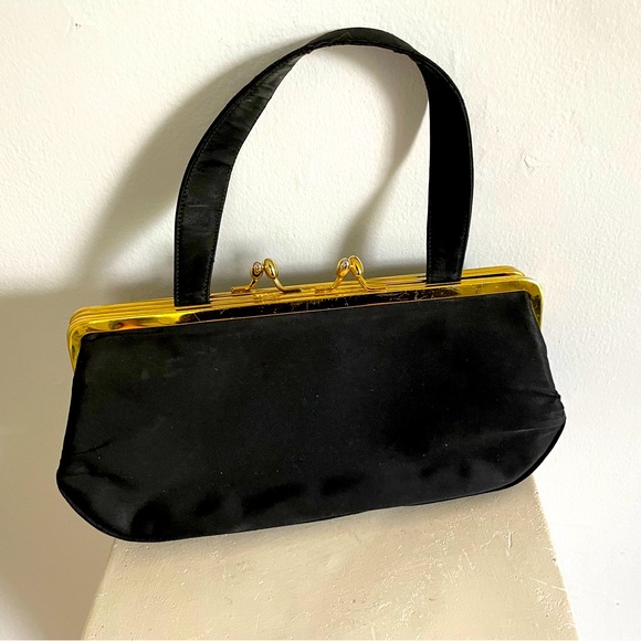 Garay | Bags | Garay Vintage Black Double Claw Closure Stylish Cloth ...